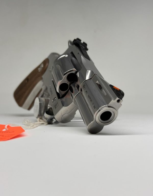 New COLT PYTHON 2.5″ – 357 MAGNUM – STAINLESS STEEL – WALNUT TARGET ...