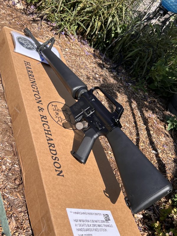 New HARRINGTON & RICHARDSON Retro M16A1 Style 20″ 5.56 1:7 Rifle ...