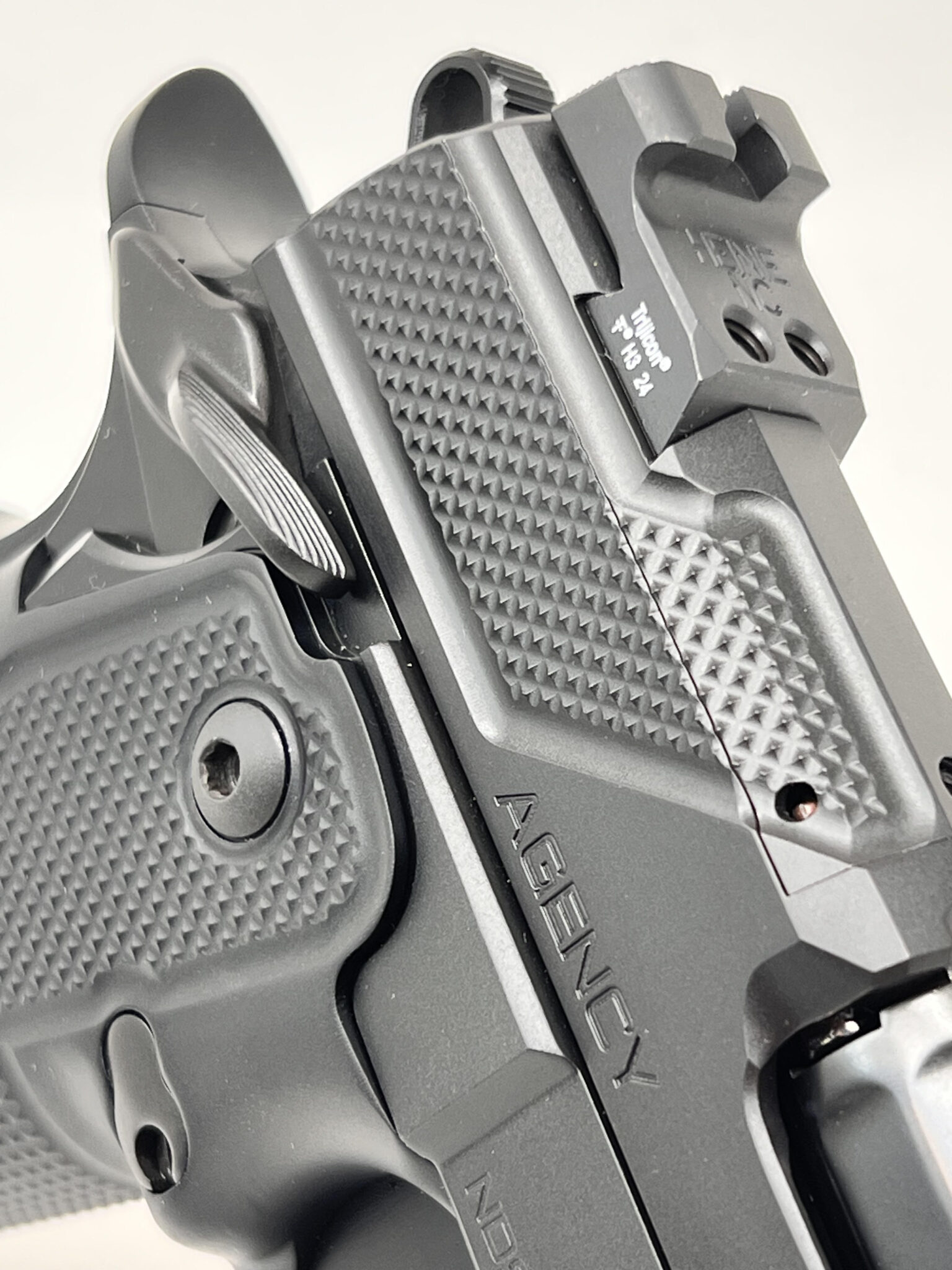 NEW MODEL)*** New NIGHTHAWK CUSTOM DOUBLE AGENT w/IOS and IOS PLATE ...