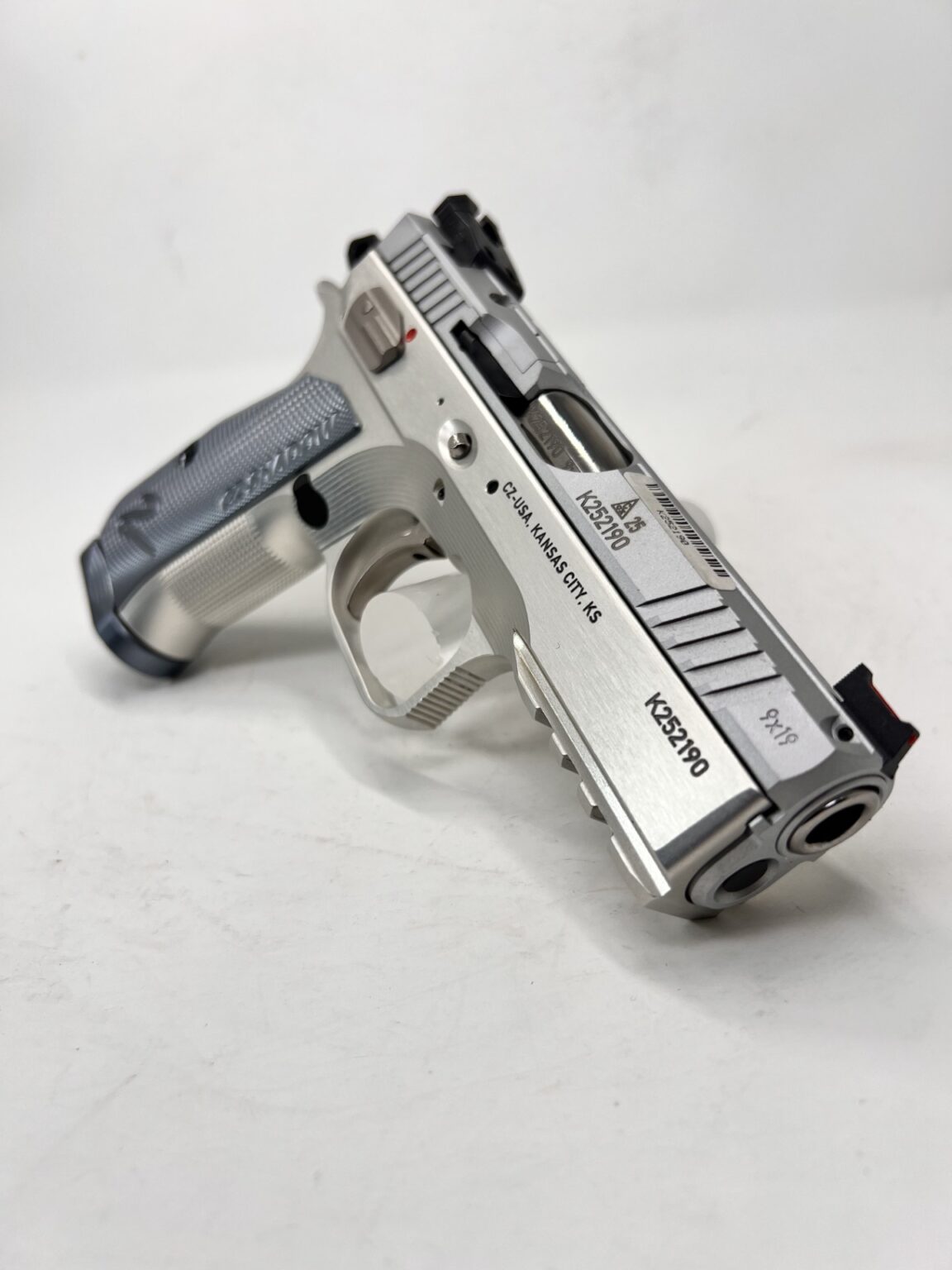 New LIMITED ADDITION (1 of 500) SILVER INDUSTRIAL SERIES CZ SHADOW 2 ...